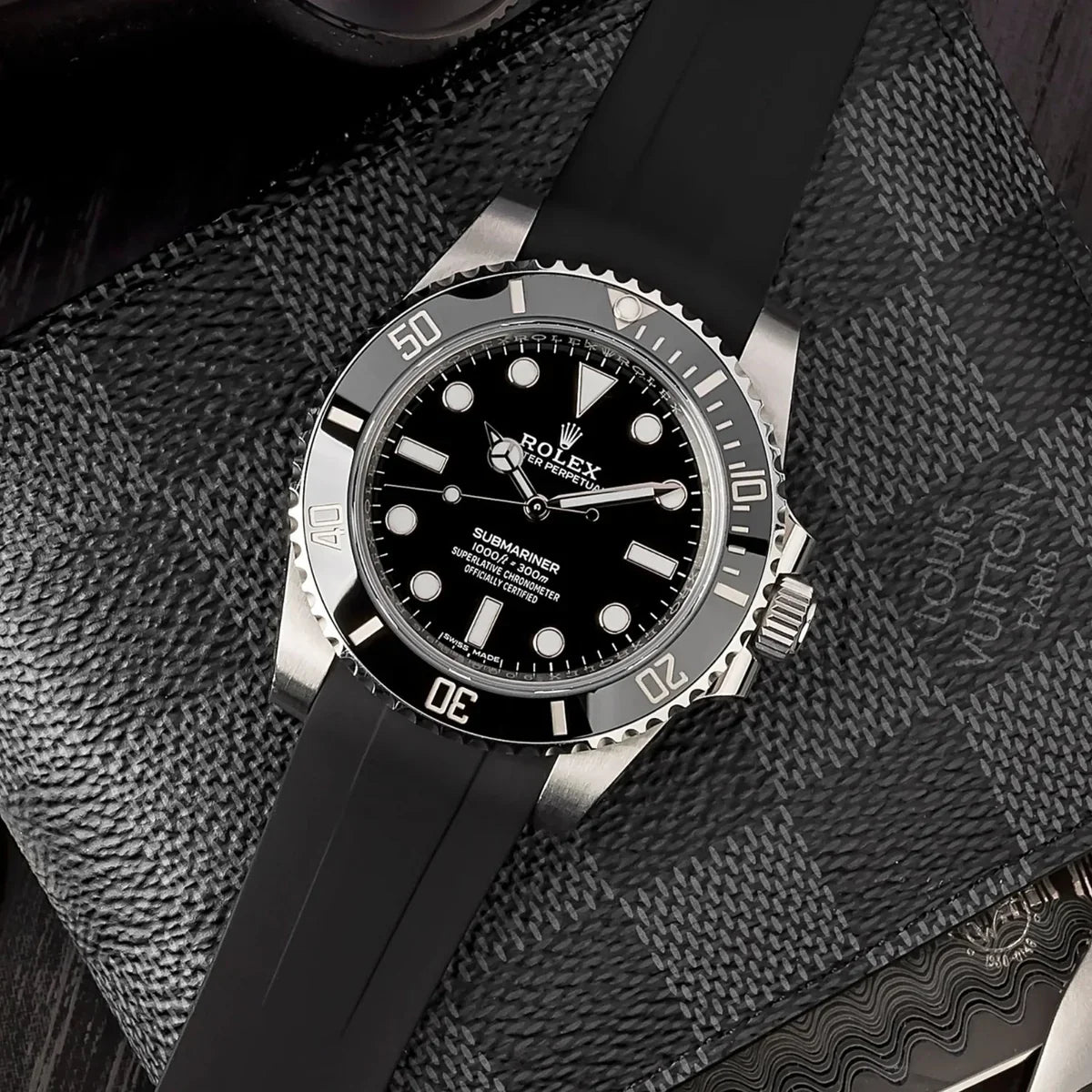 Rolex Rubber Straps – Premium Replacement Bands | Helvetus®